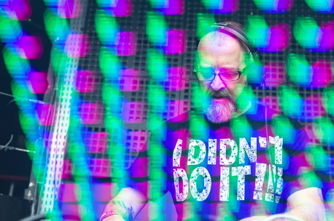 Ídolo das pistas Maurício Lopes faz 25 anos como DJ e anuncia produções